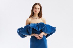 Cómo combinar color azul rey para un estilo único y elegante