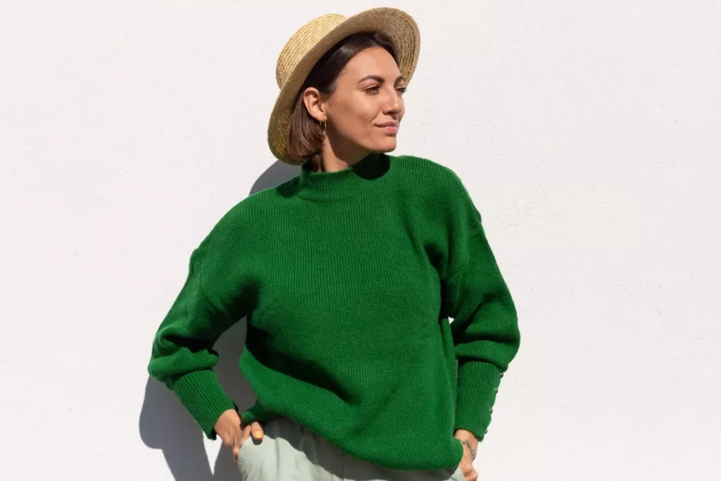 Qué significa vestir de color verde y su impacto emocional